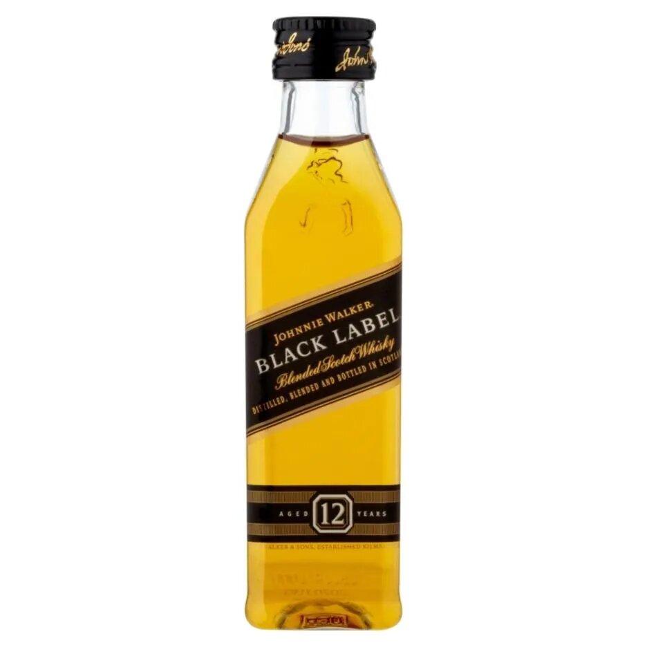 Johnnie Walker Black Label Whisky Miniature, 5cl - Compact and Smokey
